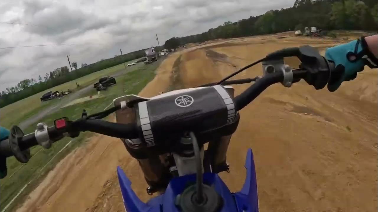 D class goon takes on south fork Mx - YouTube
