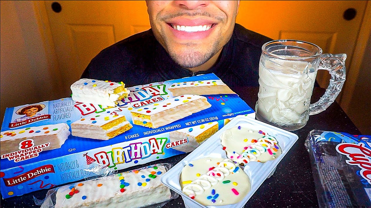 ASMR LITTLE DEBBIE BIRTHDAY CAKE CUPCAKES EATING SOUNDS WITH MILK CANDY ...