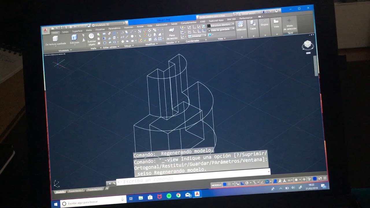Como utilizar herramienta corte en autocad - YouTube