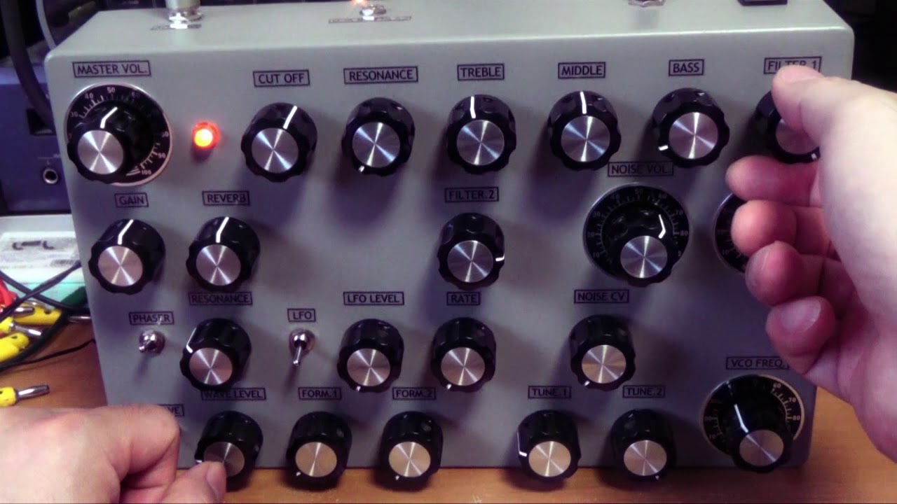 JMT SYNTH custom synthesizer - YouTube