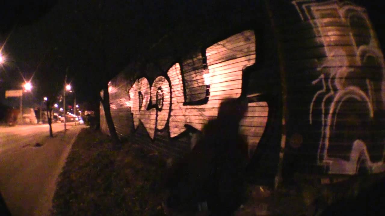 Graffiti: Rok x Shabe - "chrome city" (Kiev/2014) - YouTube