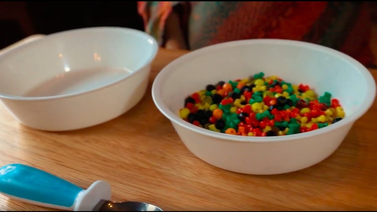 Practical Life: Using a spoon to transfer dry material - YouTube