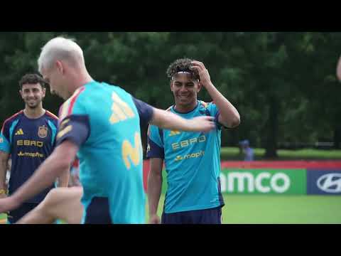 Lamine Yamal and Nico Williams resume training with Spain ahead of WC opener