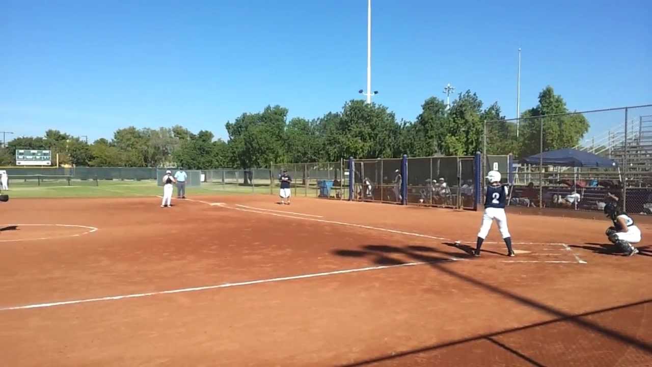 Madison's Bunt 11-2012 .mp4 - YouTube