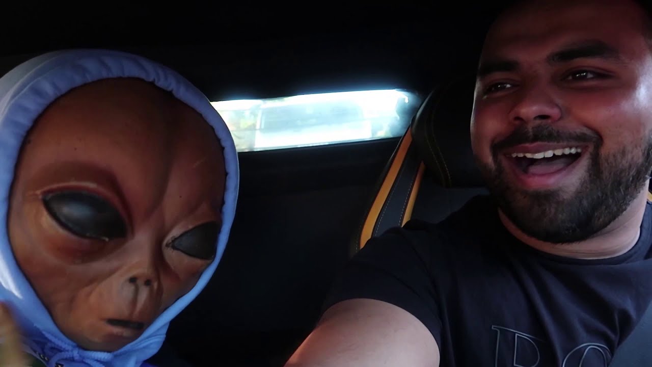 ALIEN FRIEND BREAKS OUT OF AREA 51 WITH A LAMBORGHINI AVENTADOR (FT ...