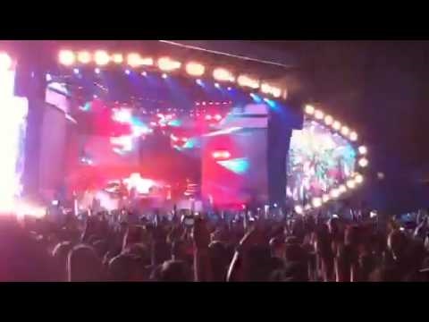 Jay-Z - Big Pimpin (Detroit Concert Sept. 3rd, 2010) - YouTube