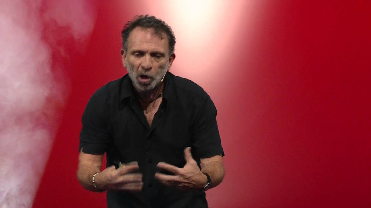 A Sierra Leone story: Yannis Behrakis at TEDxAthens 2013 - YouTube
