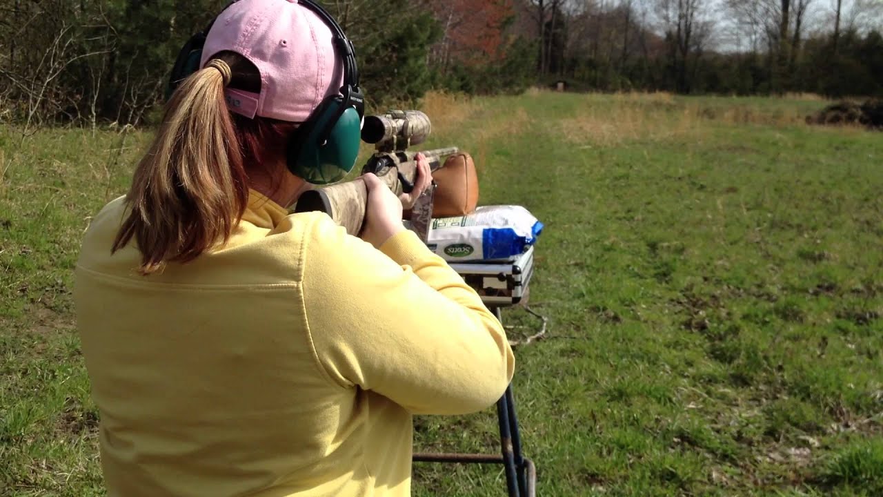 Nikki Shooting a .308 Rifle at 125 yards - YouTube