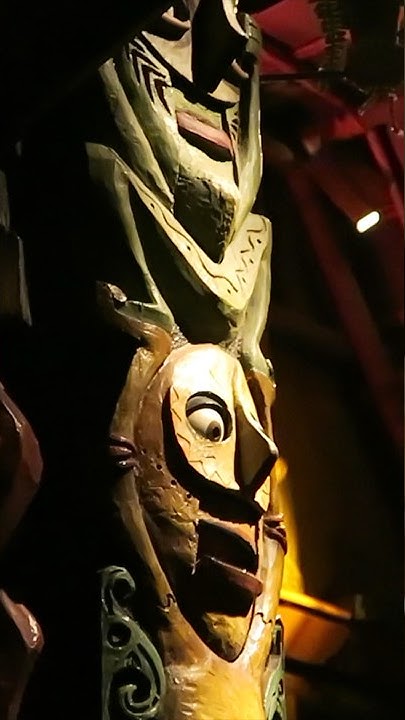 Walt Disney’s Enchanted Tiki Room #disneyland #hawaii #polynesian # ...