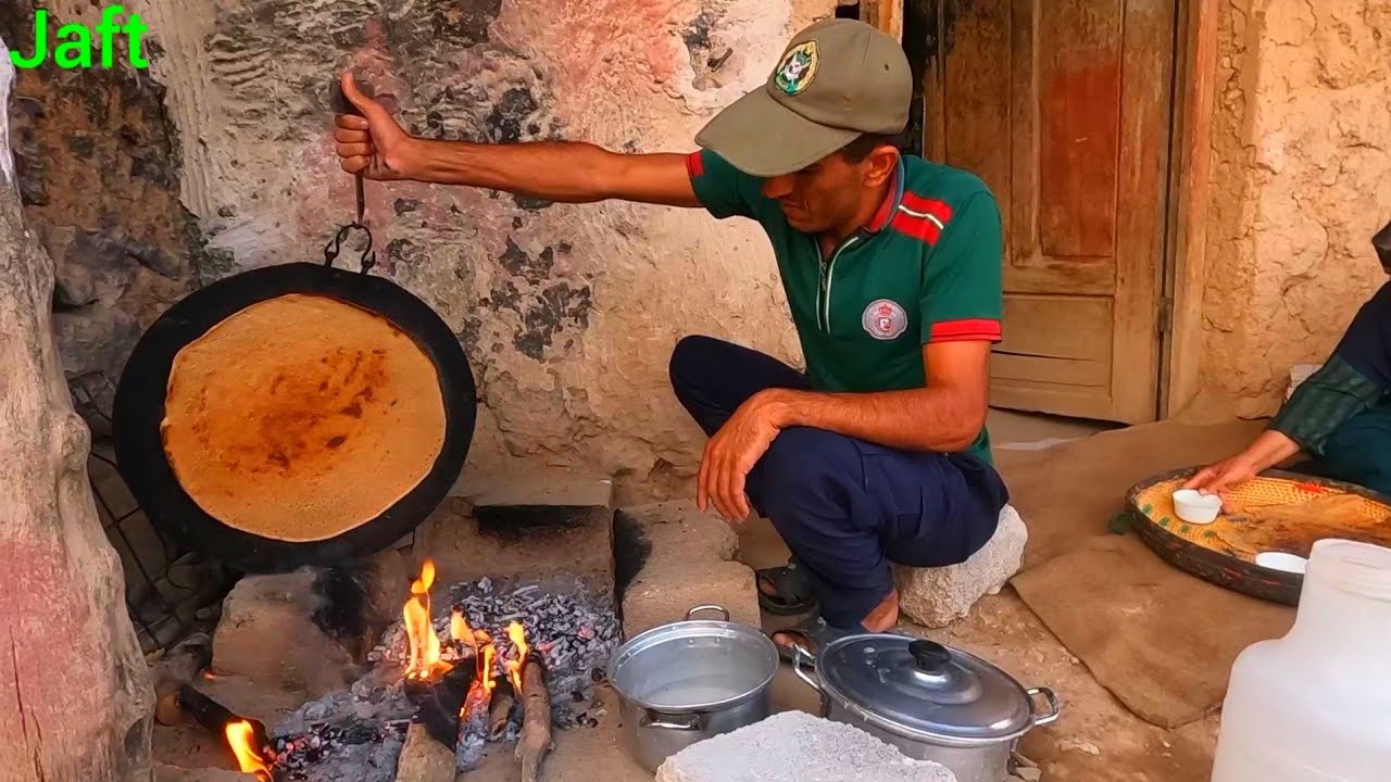 Another romantic act, the boy cooks for his blind mother#village# ...
