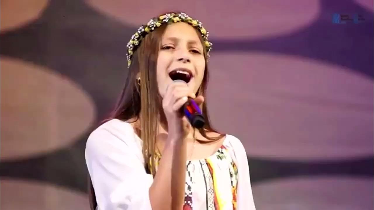 Alessia Saulea - Festivalul „Constelatia Necunoscuta” - YouTube