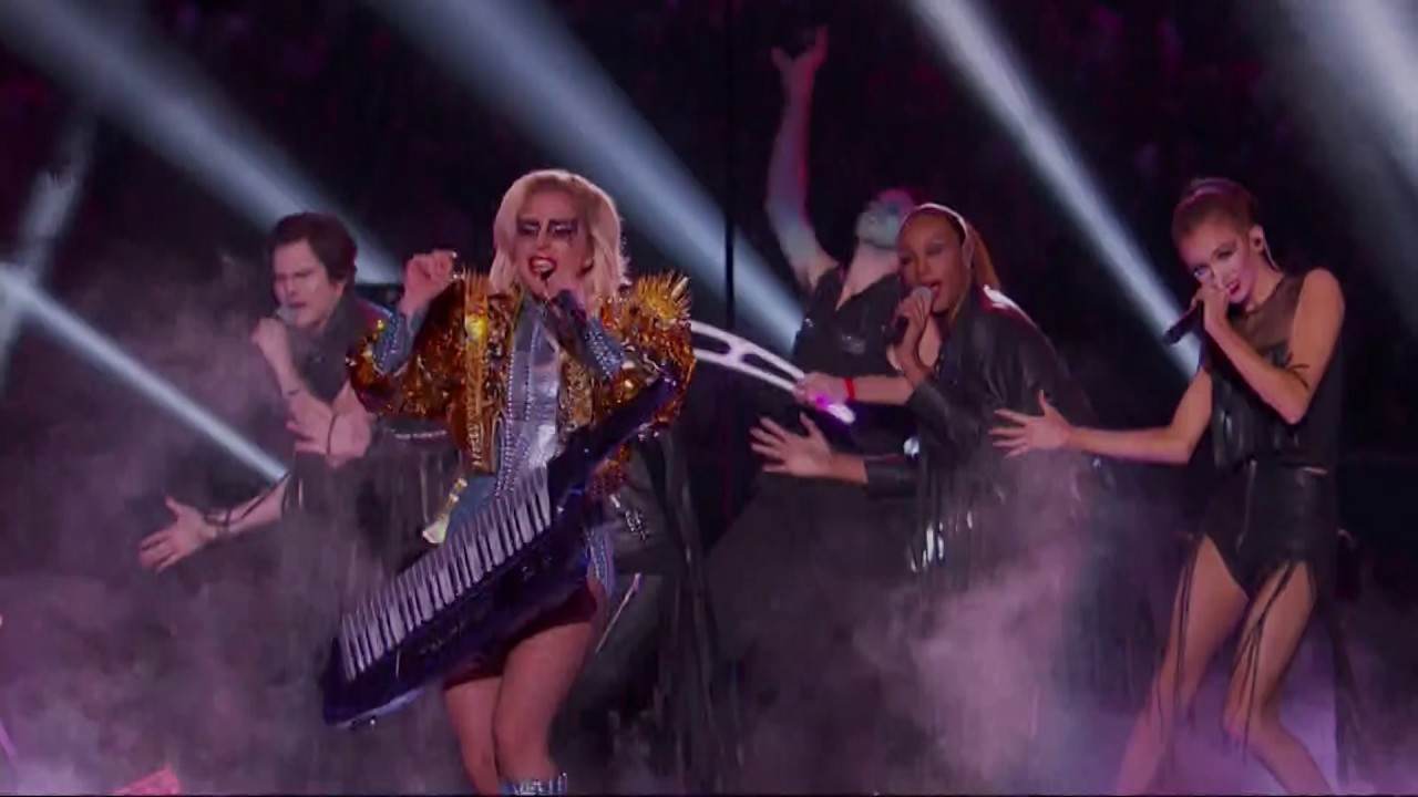 Super Bowl 2017 Halftime Show Lady Gaga - YouTube
