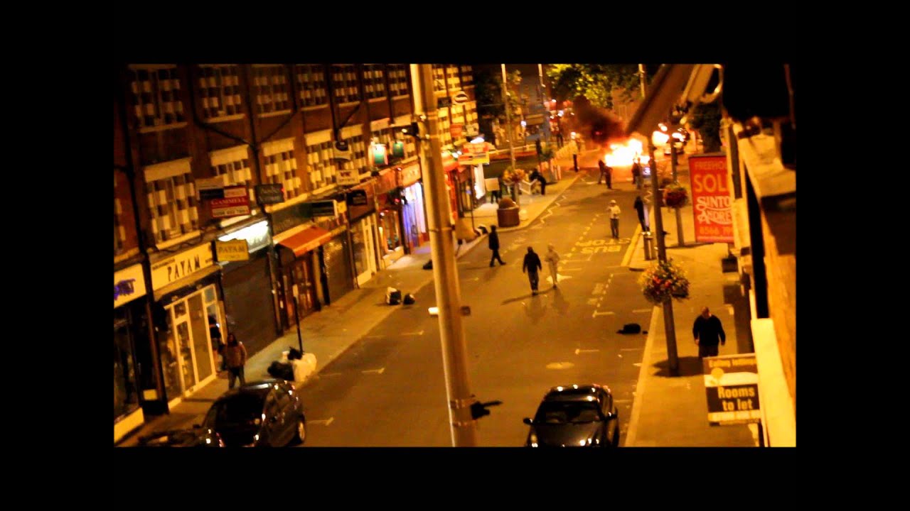 London Ealing riots - YouTube