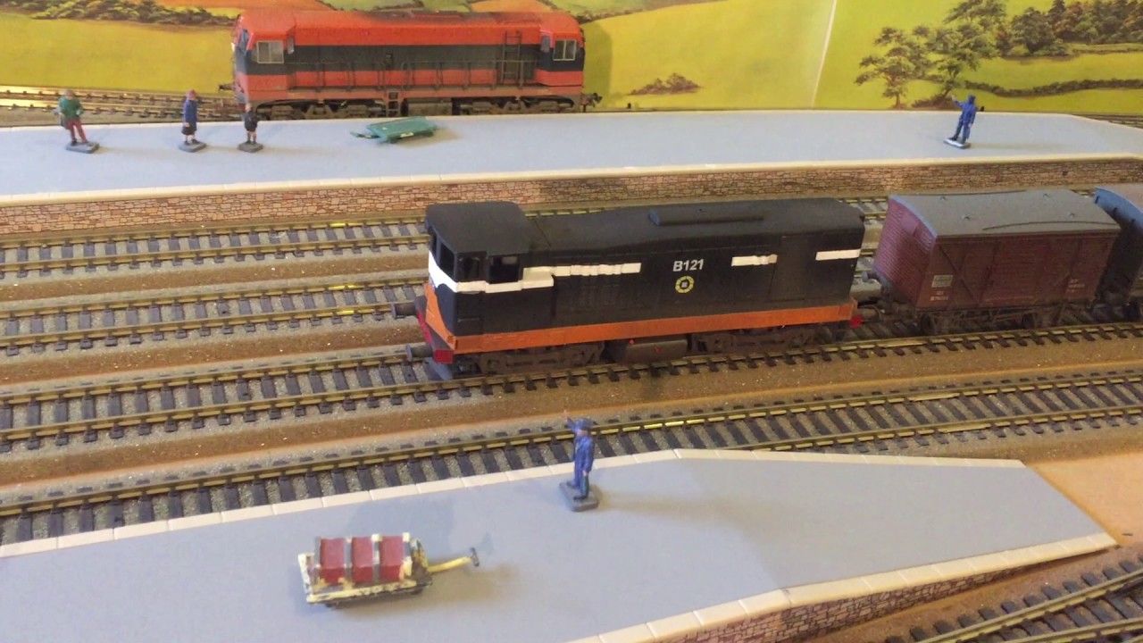 CIE 121 Class Model loco - Trial Run 02 - YouTube