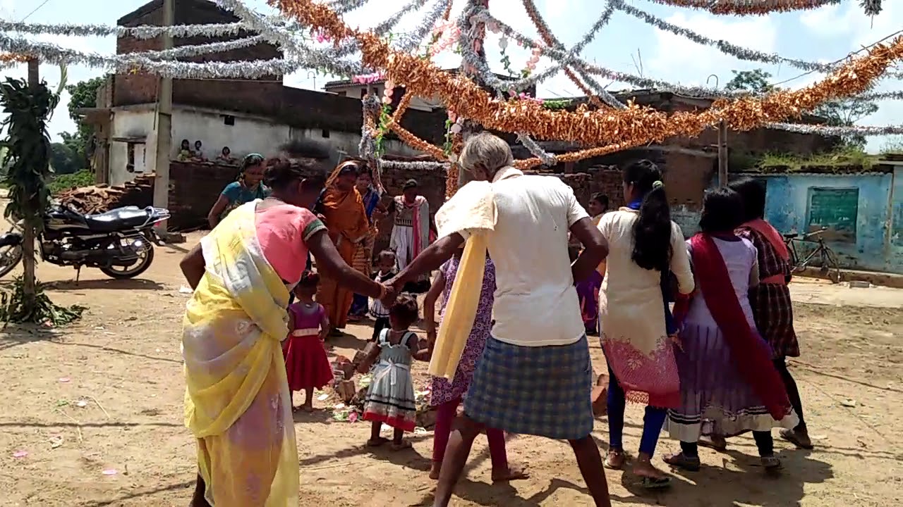 Suraj oraon oramanjhi video 2017 - YouTube