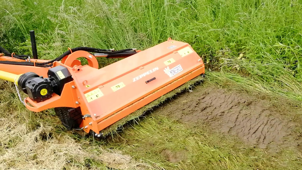 Kosiarka Bijakowa Mulczer Zeppelin tylno boczna na pantografie z ...