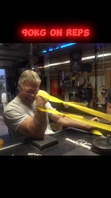 "The beast arm wrestler champion hits the world record" - YouTube