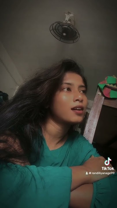 හොස්ටල් එකේ කවුරුත් නැති වෙලාවට බොරුවට romantic වෙන මං 😪| #shorts - YouTube