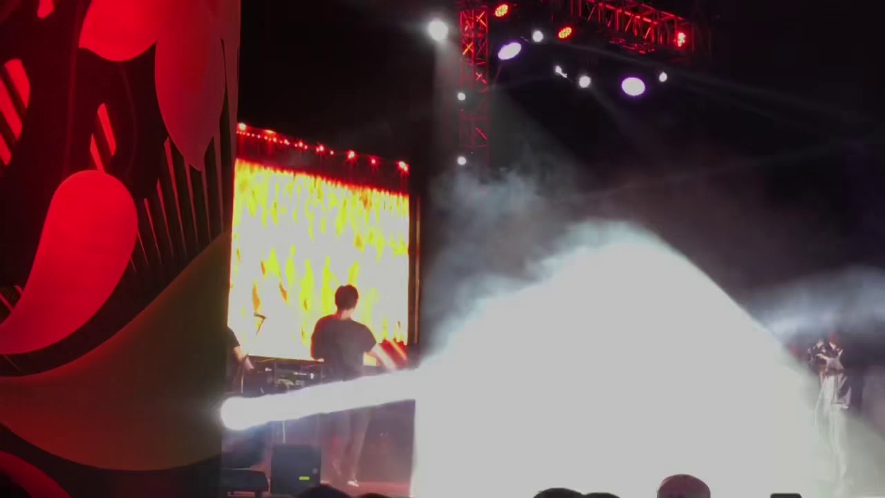 Bamboo Live Concert at Lubao International Balloon and Music Festival ...