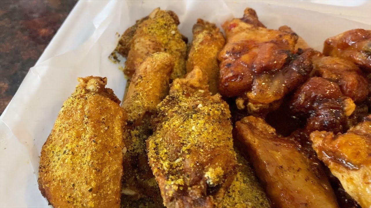 Sub Queen: is she the Queen of Chicken Wings in Bridgeport? - YouTube