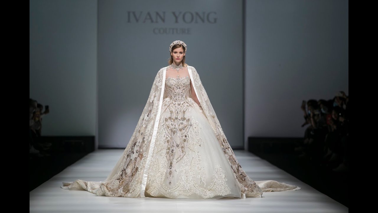 SS22 SIFS 秀场直击 | Ivan Yong Couture Stage of Art - YouTube