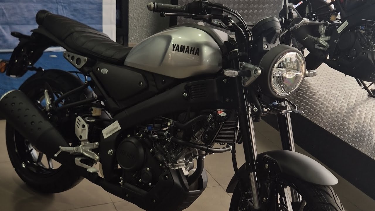 Yamaha xsr 155 | walk-around | colours | xsr155 - YouTube