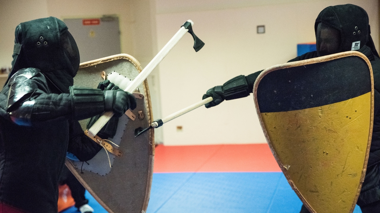 HEMA Medieval axe and shield - YouTube