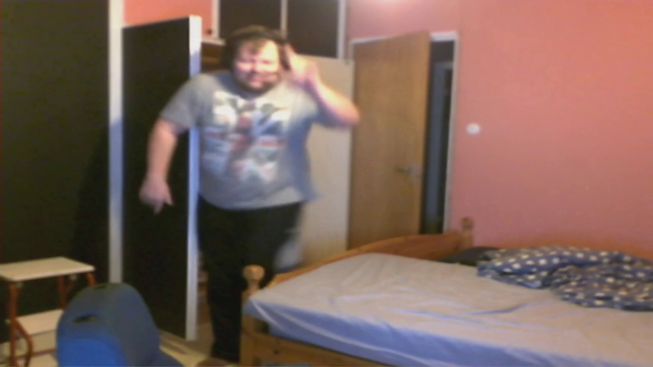 cringe dance video - YouTube