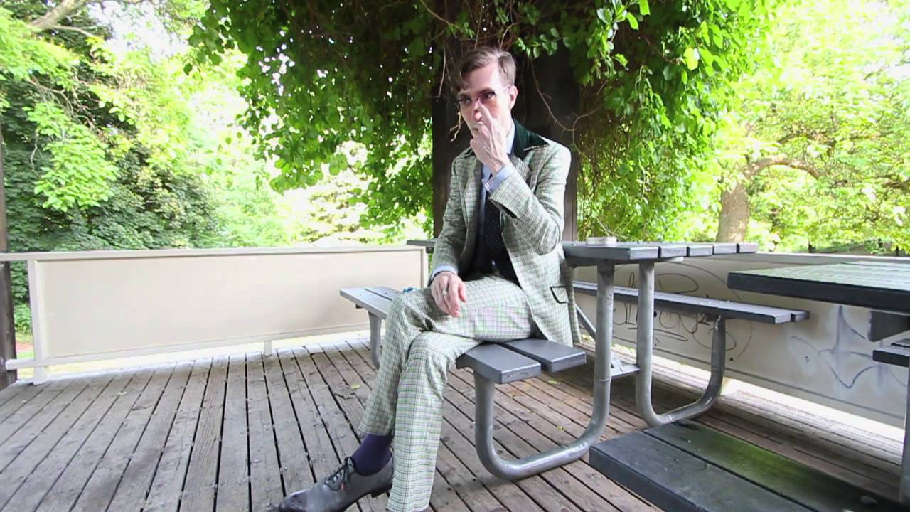 Ryan Oakley Talks ...about hunters - YouTube