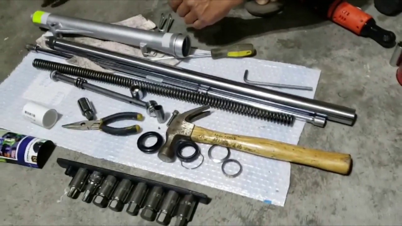 Front Shocks Disassembly and Assembly | Hawk 250 - YouTube