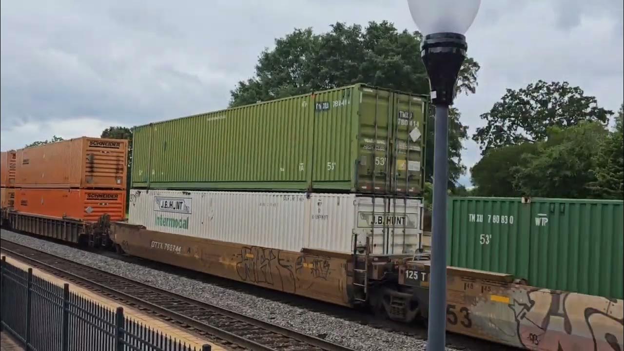 Saturday Railfan Action in Spartanburg, SC w/NS 24X w/PRR, 243,18D, 283 w/NS & BNSF, 28R w/NS ...