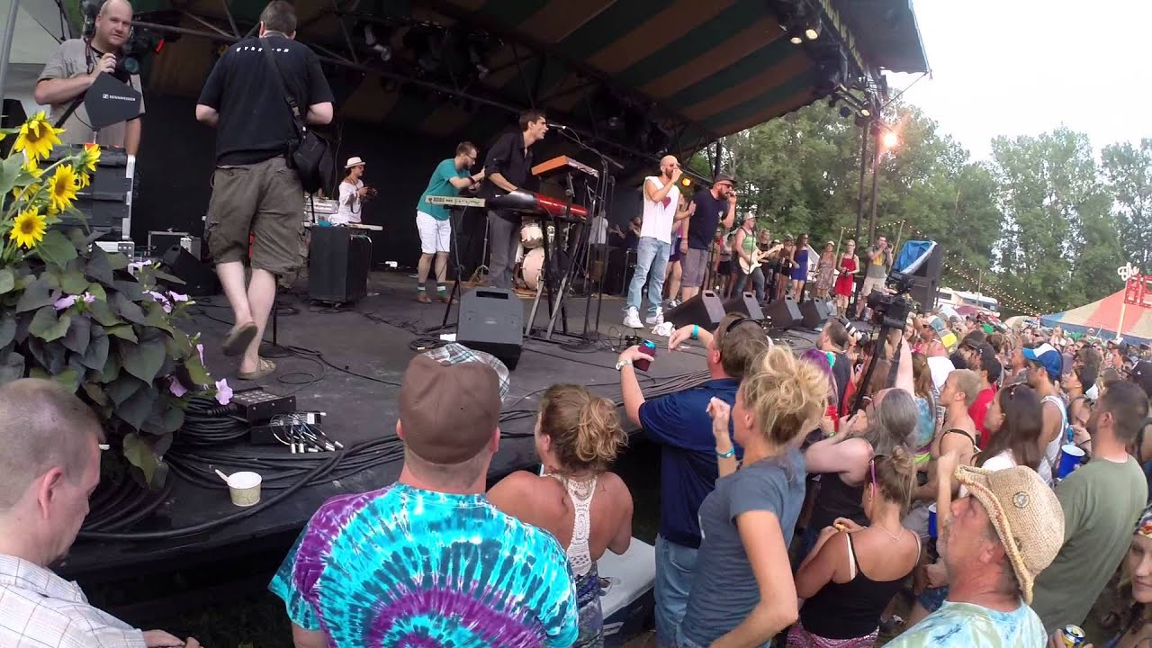 Gun Poets and Maddy Walsh Make you Happy - YouTube