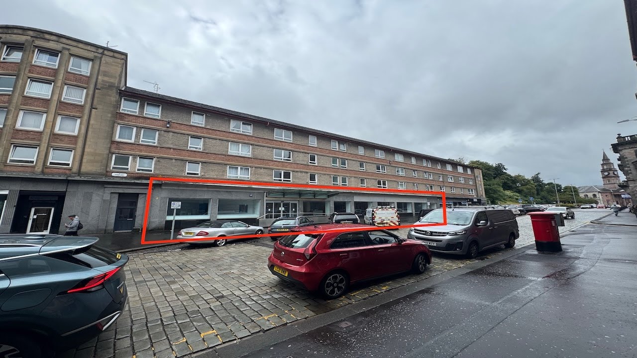 75-81 Cathcart St, Greenock feat. GINGER THE HORSE! - YouTube