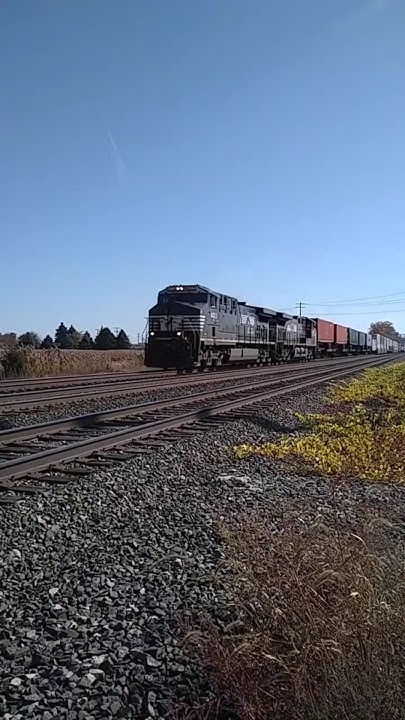 (Throwback) NS 4013 Northwood, OH 10/22/22 - YouTube
