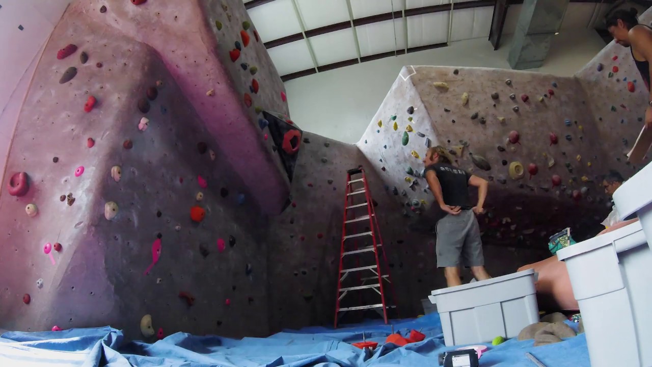 Boulder Route Setting with Dru - YouTube