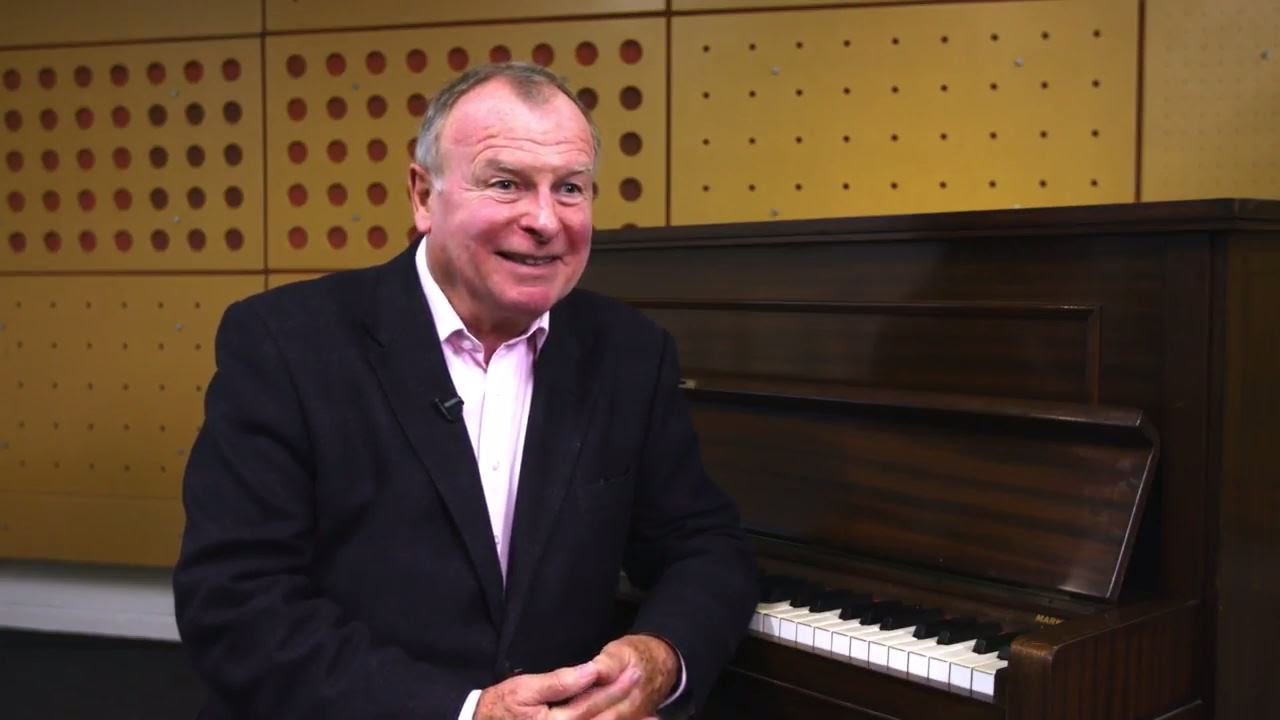 Ian Talbot Interview | Million Dollar Quartet London - YouTube