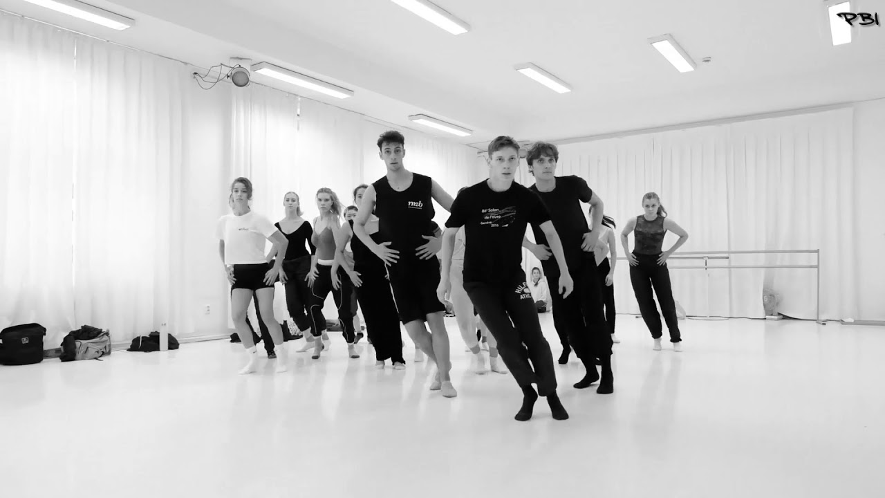 Contemporary Class at Prague Ballet Intensive 2019 - YouTube