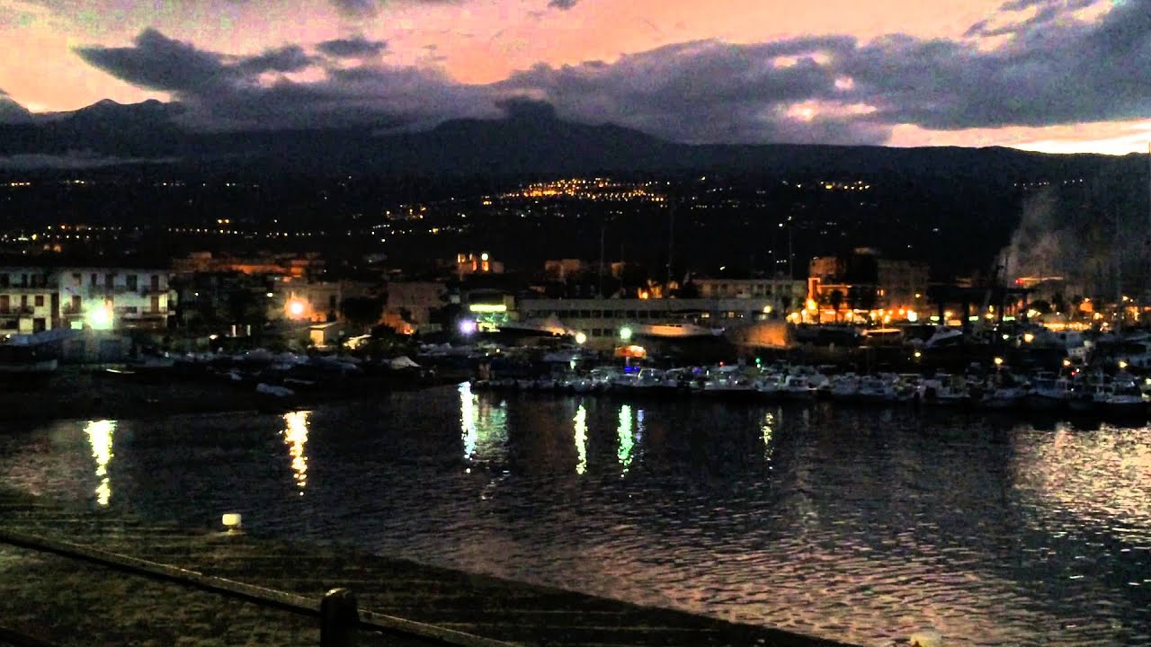 Riposto dal vecchio Porto - YouTube