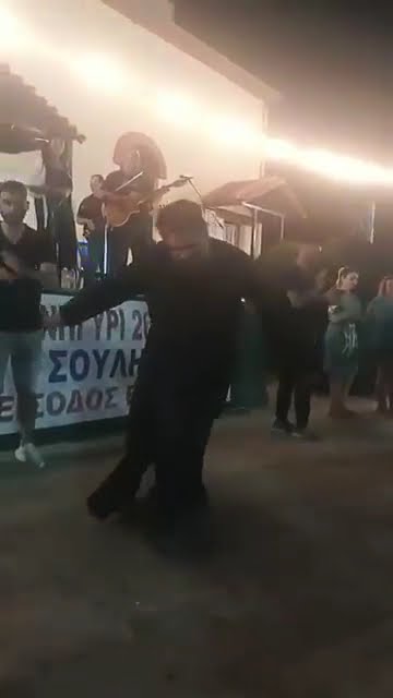 Ο Πνευματικος Του Ανδρεα Καραγιαννη Τα Σπαει Στο Σουληναρι ΠΑΤΕΡ ...