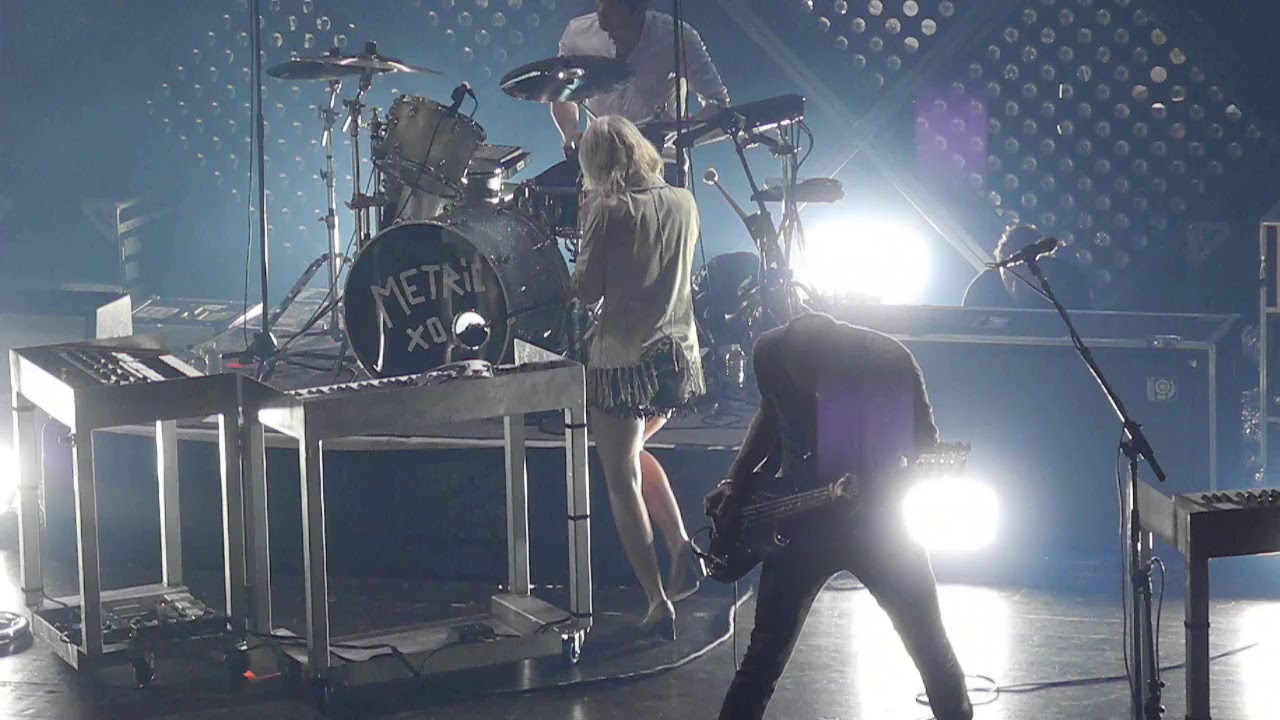 2015 11 01 Metric - Black Sheep - YouTube
