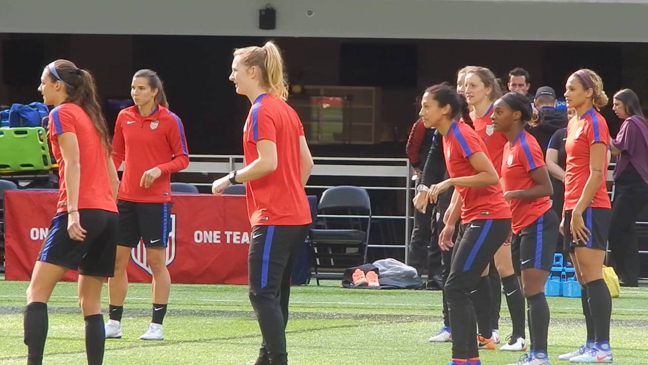 USWNT open practice Minneapolis - YouTube