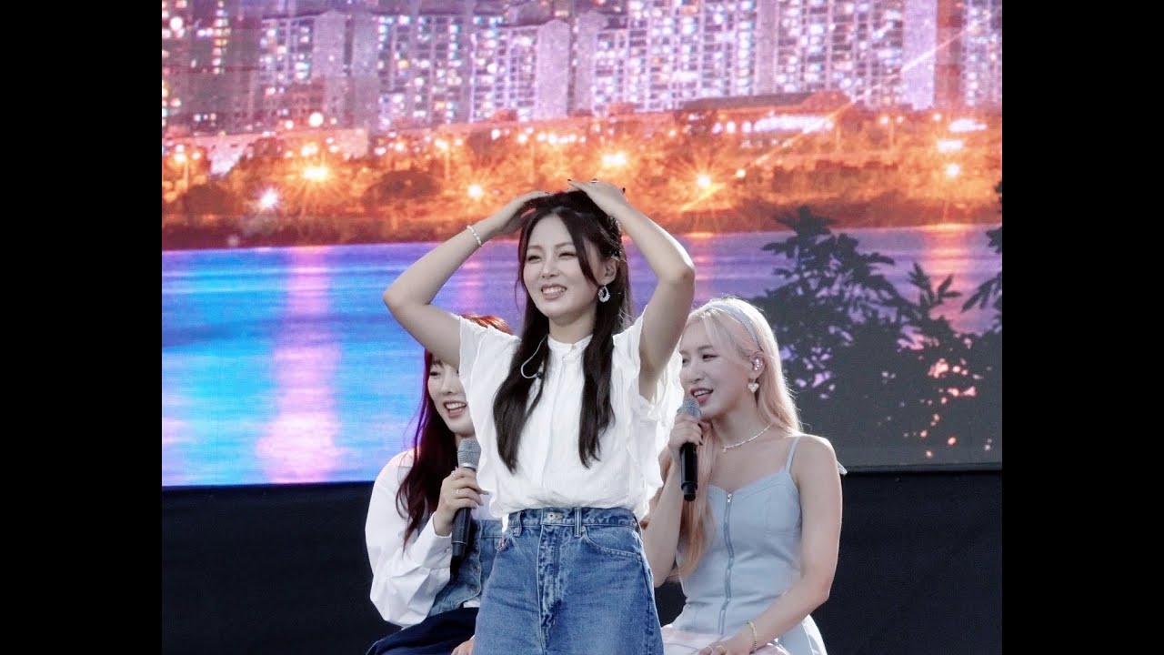 2022 청춘썸머나잇 #wsg워너비 #가야g #hynn박혜원 5단 하트 (4K 직캠) - YouTube