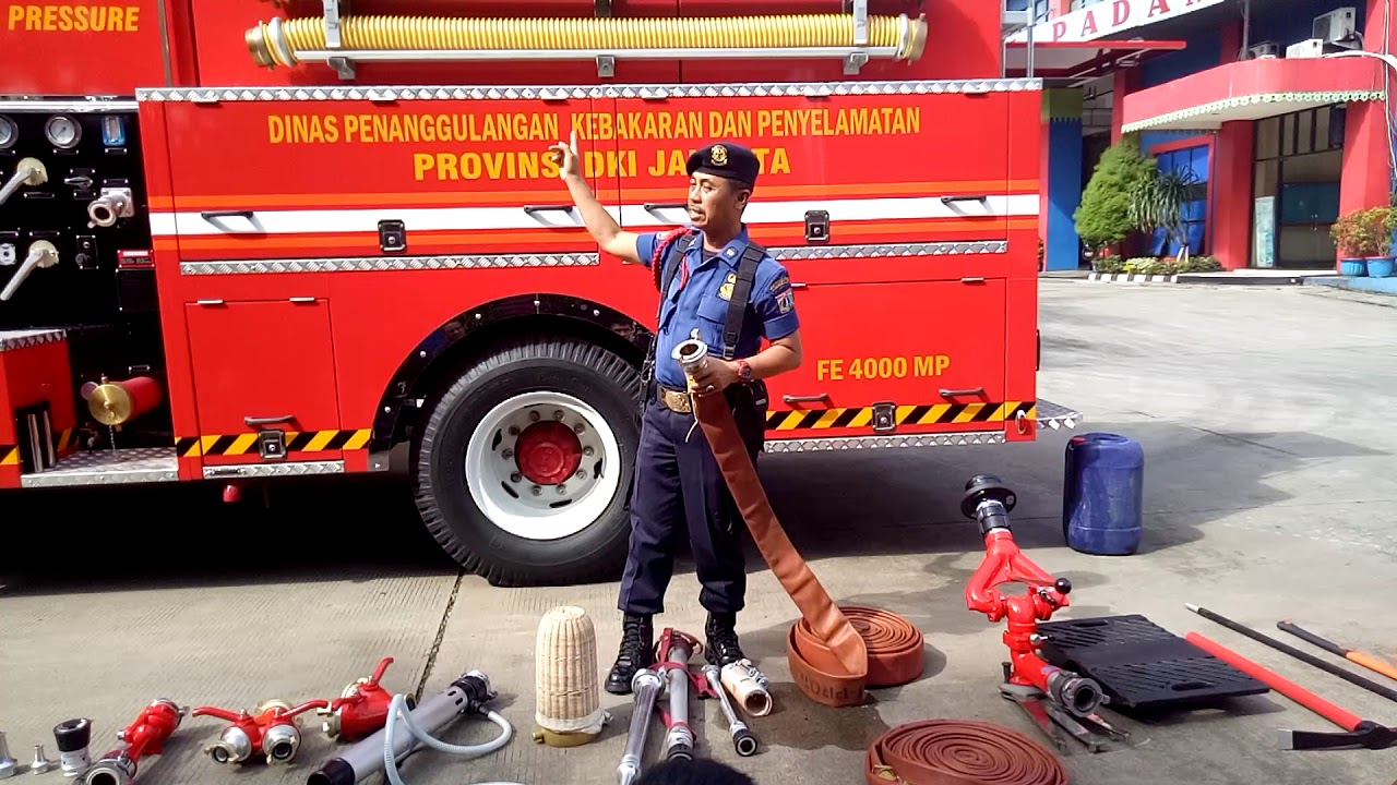 Pengenalan Peralatan Pemadam Kebakaran - YouTube
