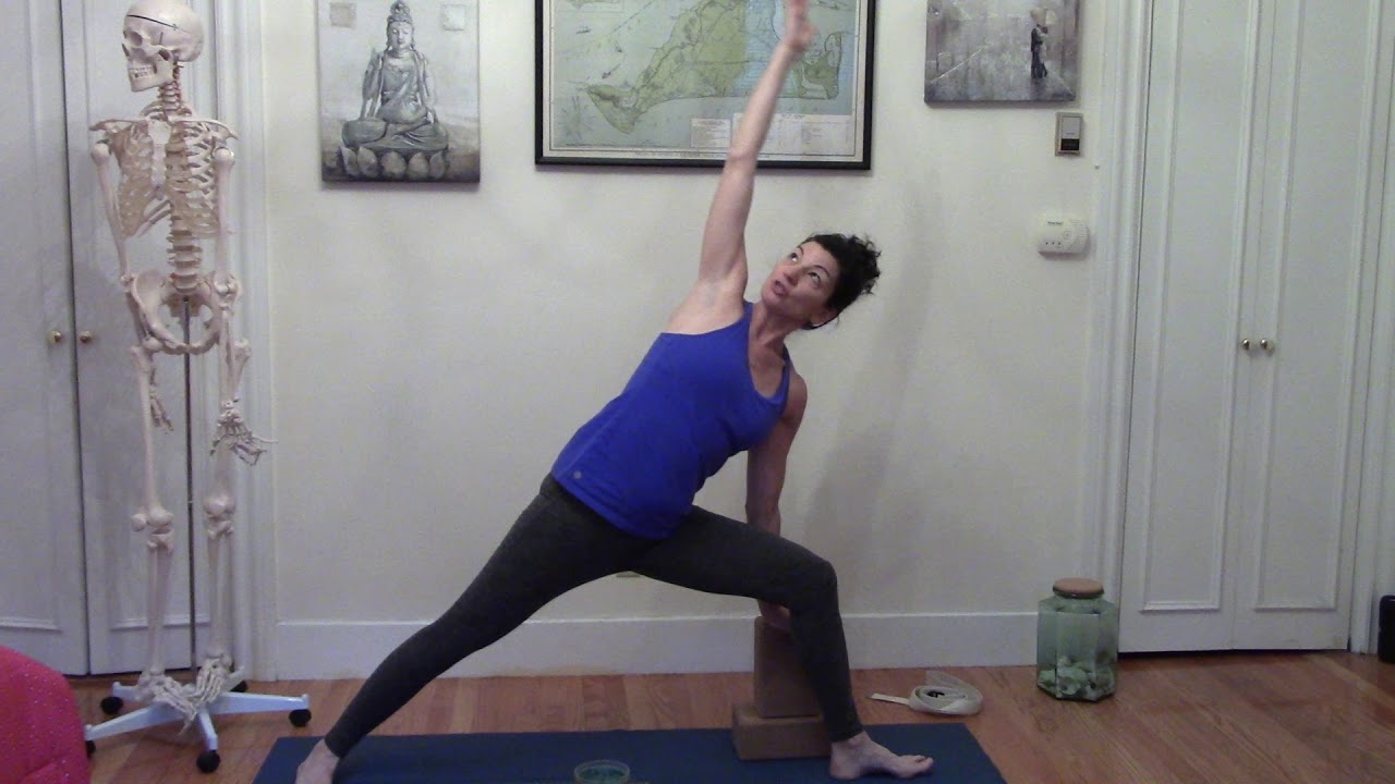 How to do Side Angle Pose and Extended Side Angle Pose - YouTube