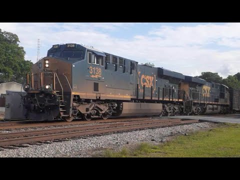CSXT 3138 leads CSX I032 in Ridgeland SC on the CSX A Line - YouTube