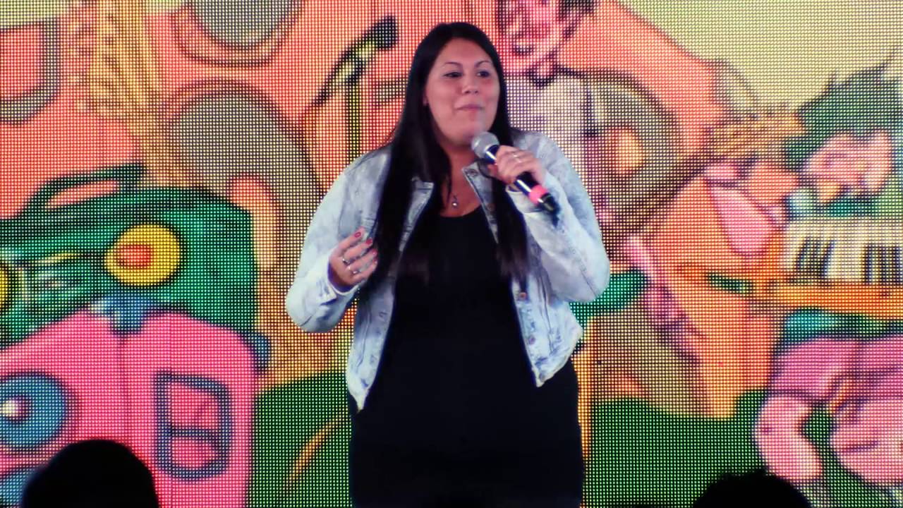 Elly Lopez Gomez - Stand Up Provincia Emergente 2016 - YouTube