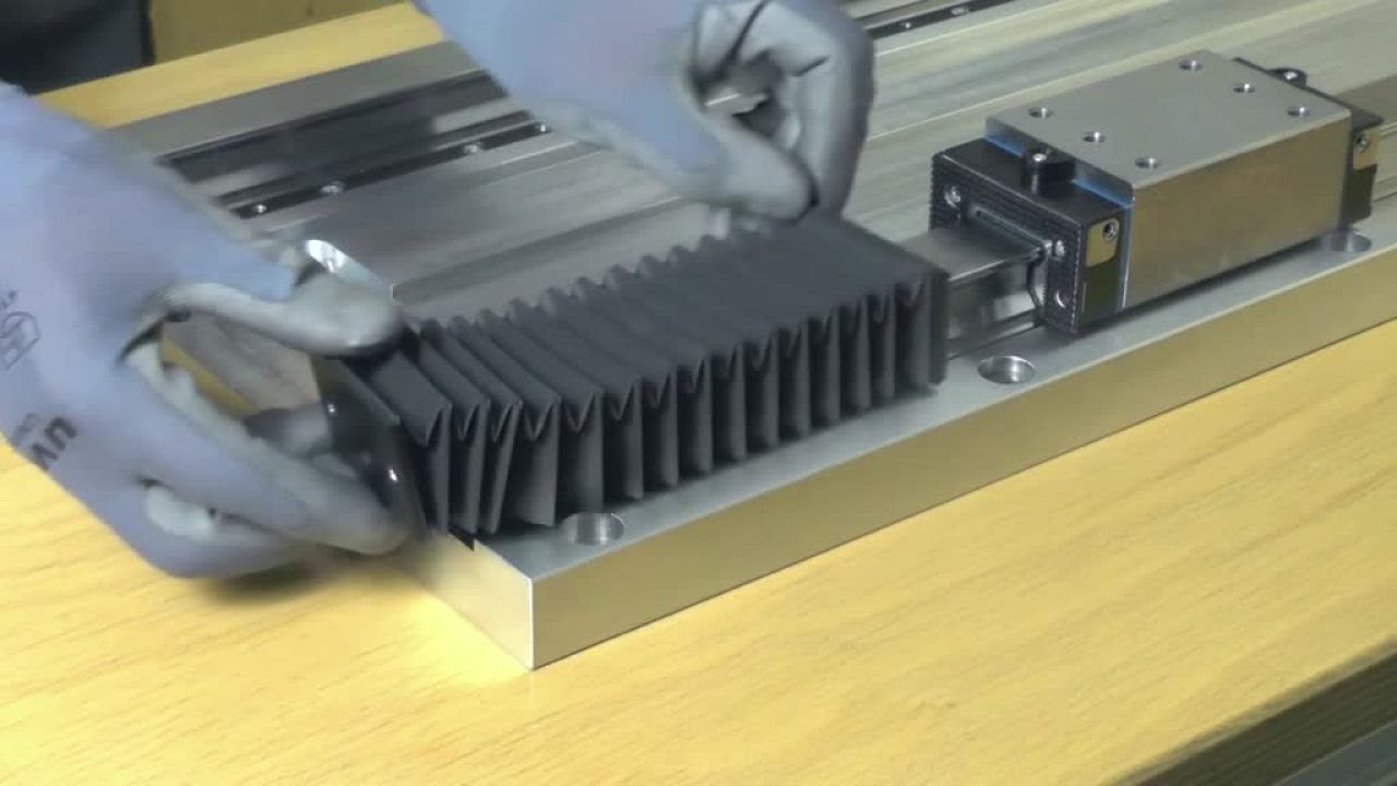 [EN] Bosch Rexroth: Linear Guides - Mounting a bellow with end plate ...