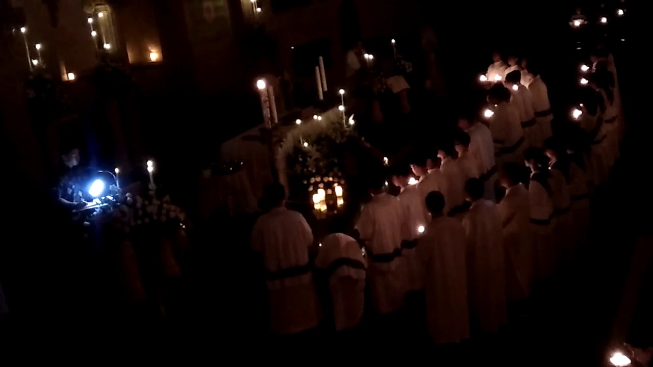 Pujian paskah exultet paroki ss. Pertus dan paulus mangga besar ...
