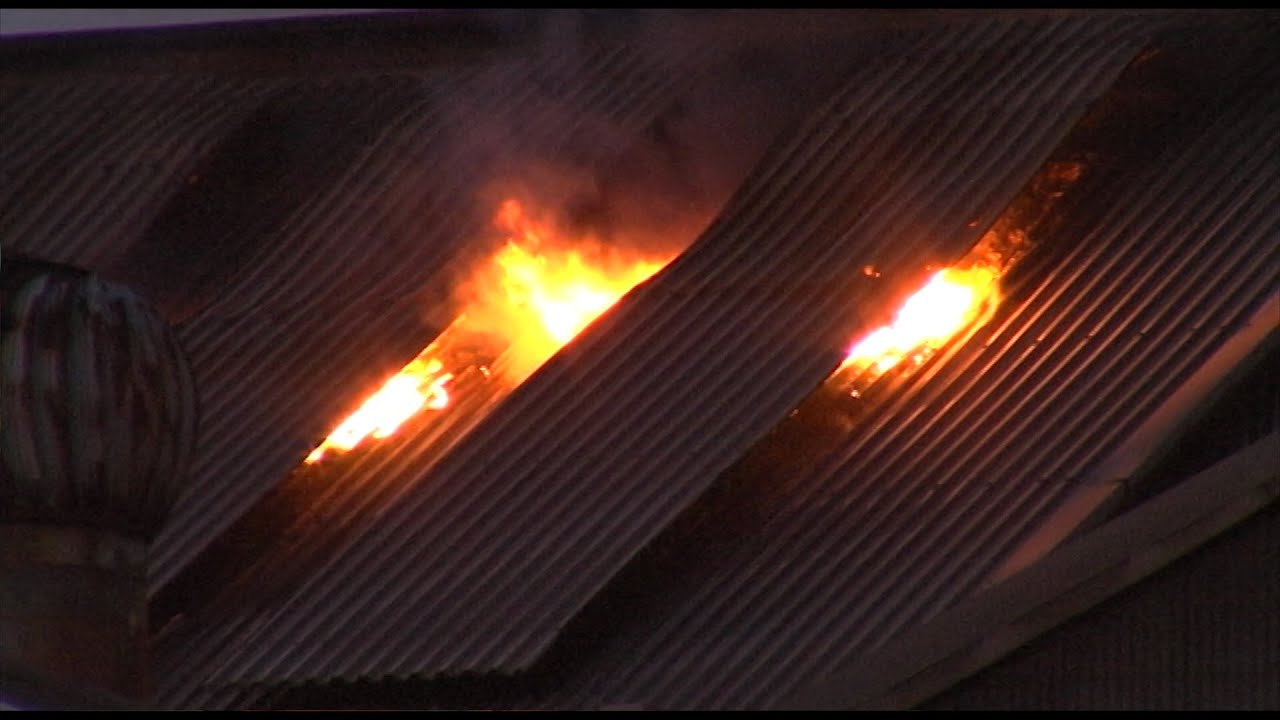 Roof Fire quickly extinguished in Penrose Factory - YouTube