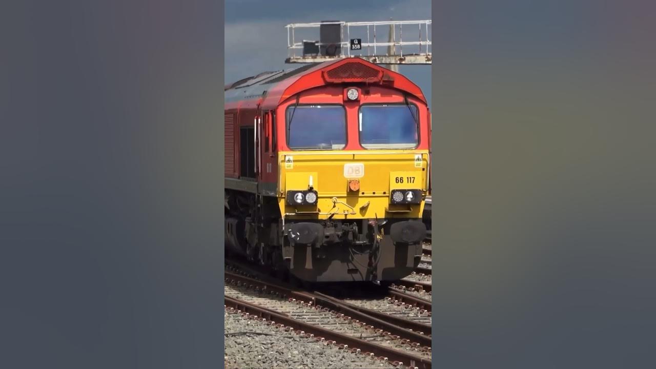 Double Headed DB Class 66’s at Gloucester | #railway #trains #ukrail #class66 #freight - YouTube